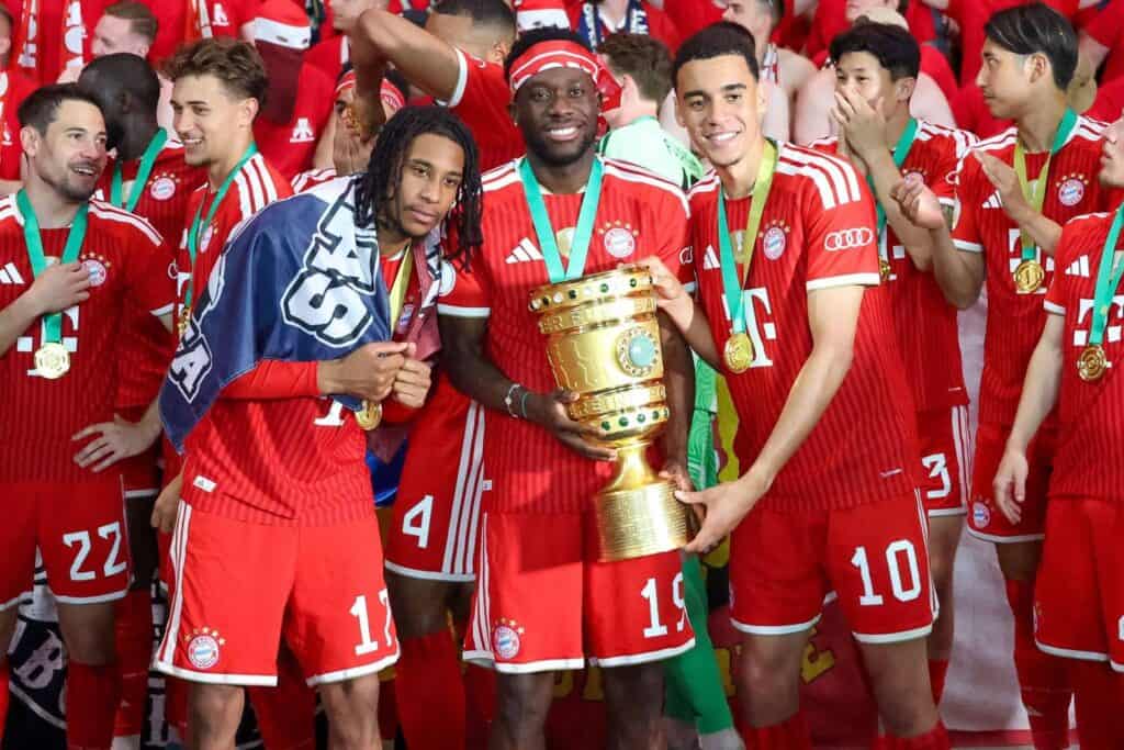 Transfer-Duell: Bayern und PSG jagen Shootingstar