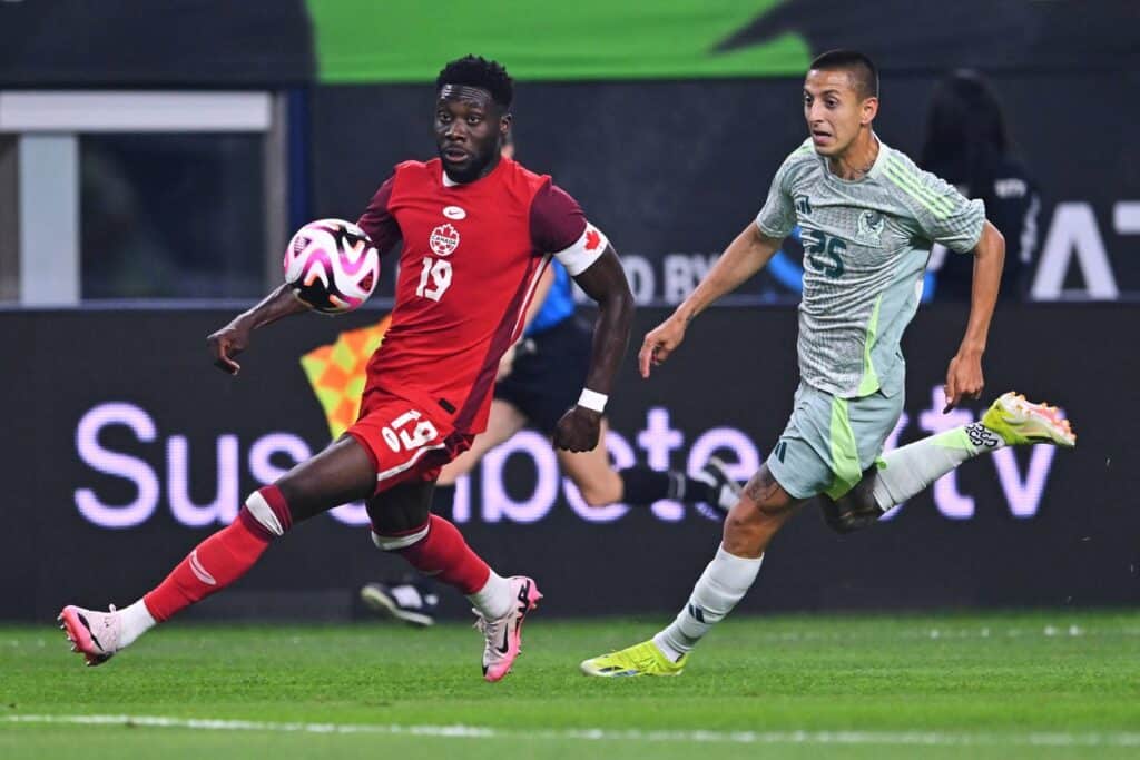 Transfer-Duell: Bayern und PSG jagen Shootingstar